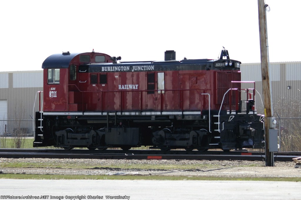 Burlington Junction 8711